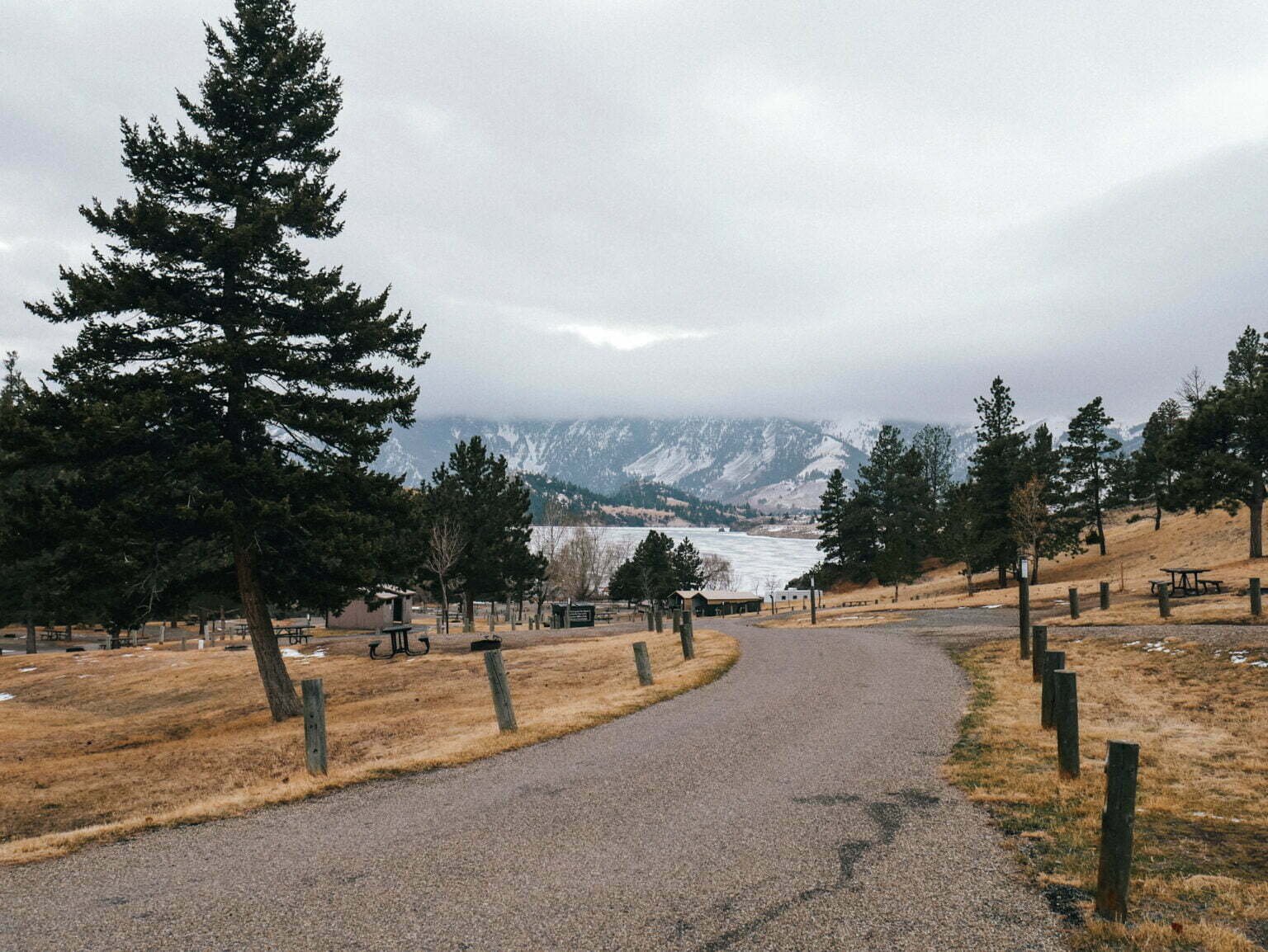 Hiking Juniper Bay to Log Gulch – Montana - Compasses & Quests
