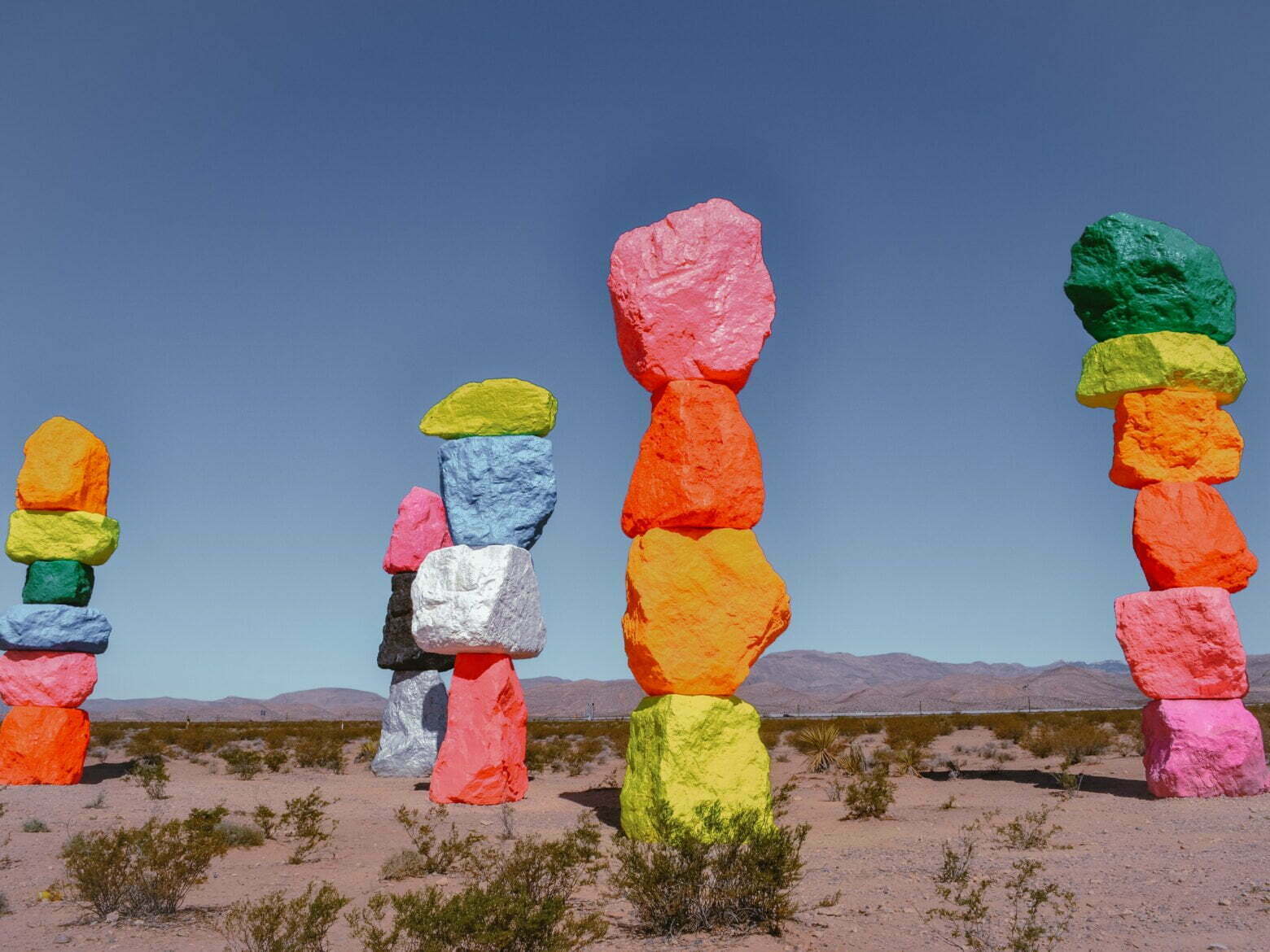 Visiting the Seven Magic Mountains - Las Vegas - Compasses & Quests