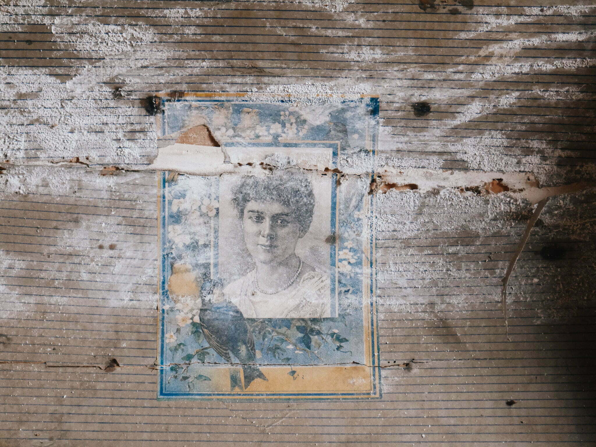 Exploring Garnet Ghost Town - Montana - Compasses & Quests