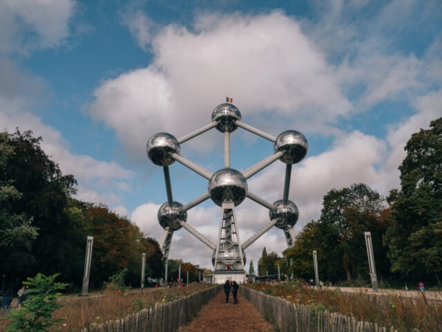 The Atomium - Visiting a Famous Brussels Attraction - Compasses & Quests