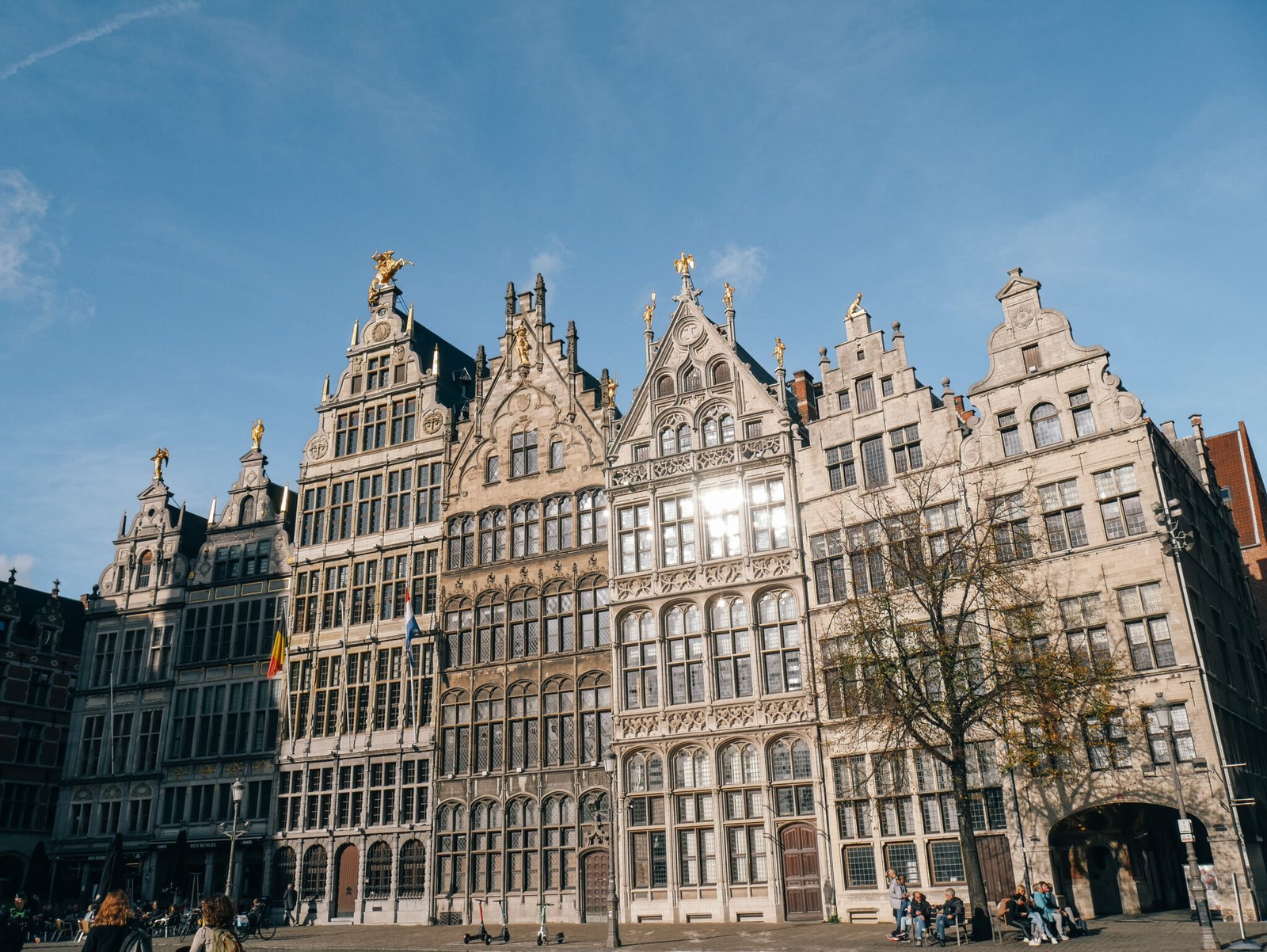 Things to do in Antwerp for a Day - Compasses & Quests
