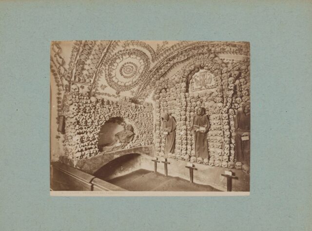 Visiting the Capuchin Crypt & Museum - Rome - Compasses & Quests